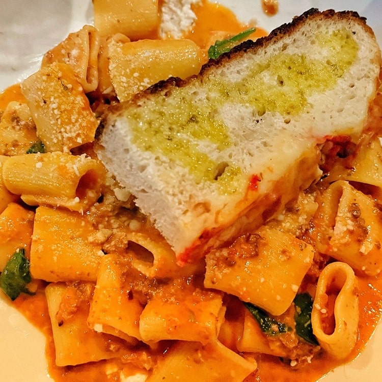 11 Best Restaurants Open for Thanksgiving Dinner Kalamazoo – 2025 – The ...